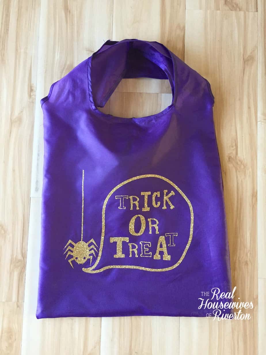 DIY Trick or Treat Bags Tutorial - Creative Housewives
