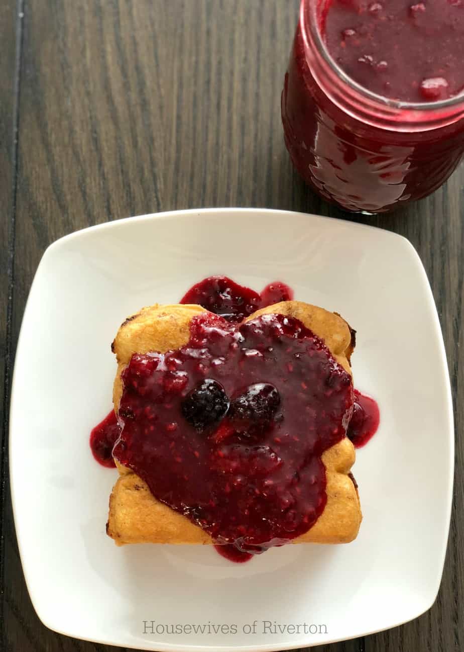 Triple Berry Topping - Creative Housewives